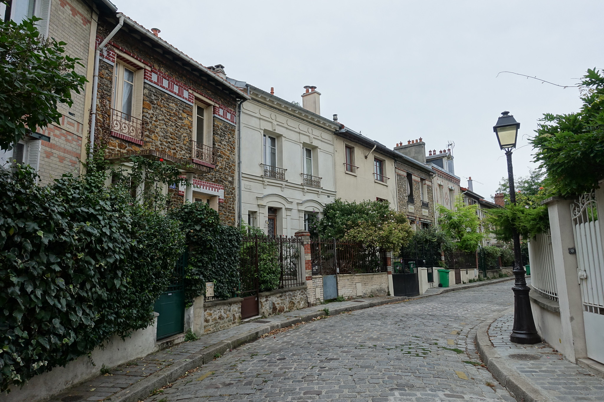 La Campagne à Paris - The Little Unknown Village in the Big City